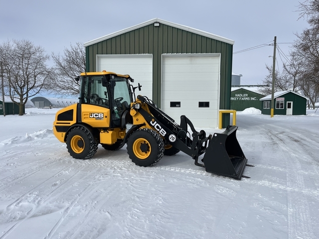 Used 2022 JCB 407 Wheel Loader | AgDealer