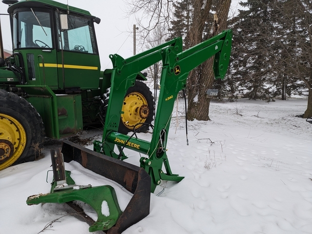 Used John Deere H340 Front End Loader | AgDealer