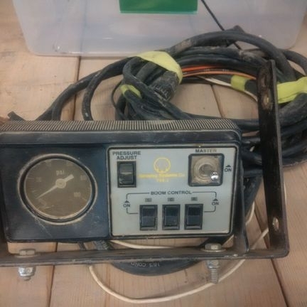 Used ***MANUFACTURER NOT SPECIFIED*** MONITOR Sprayer - Pull Type ...