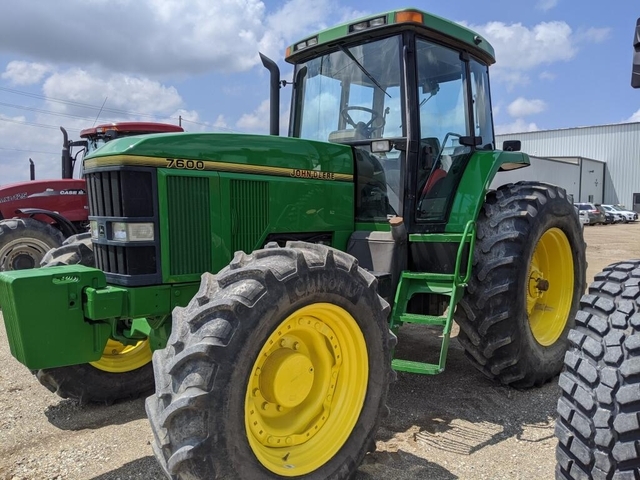 Used 1994 John Deere 7600 Tractor | AgDealer